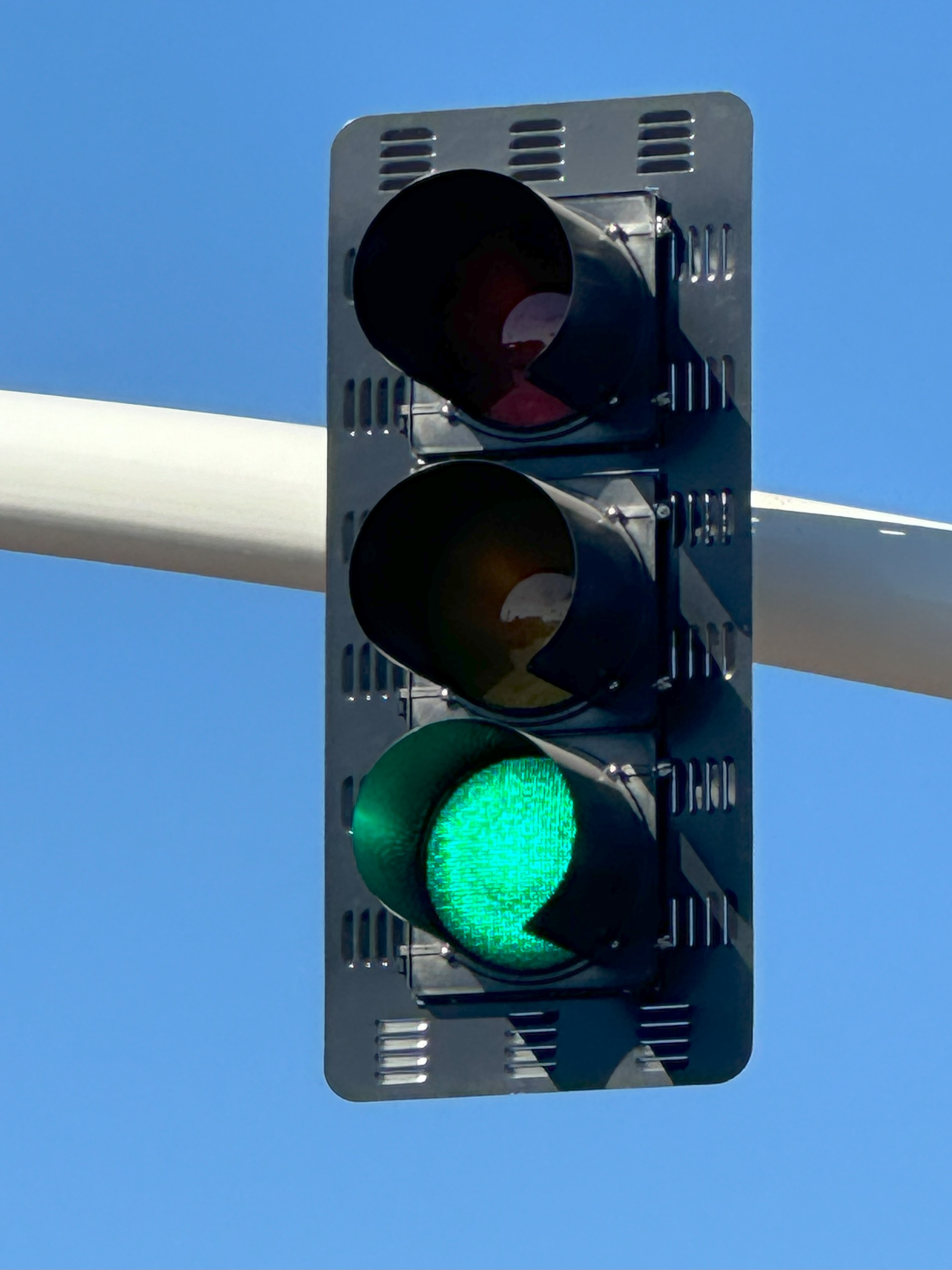 Traffic Signal Head Close Up – Clark Transportation Services
